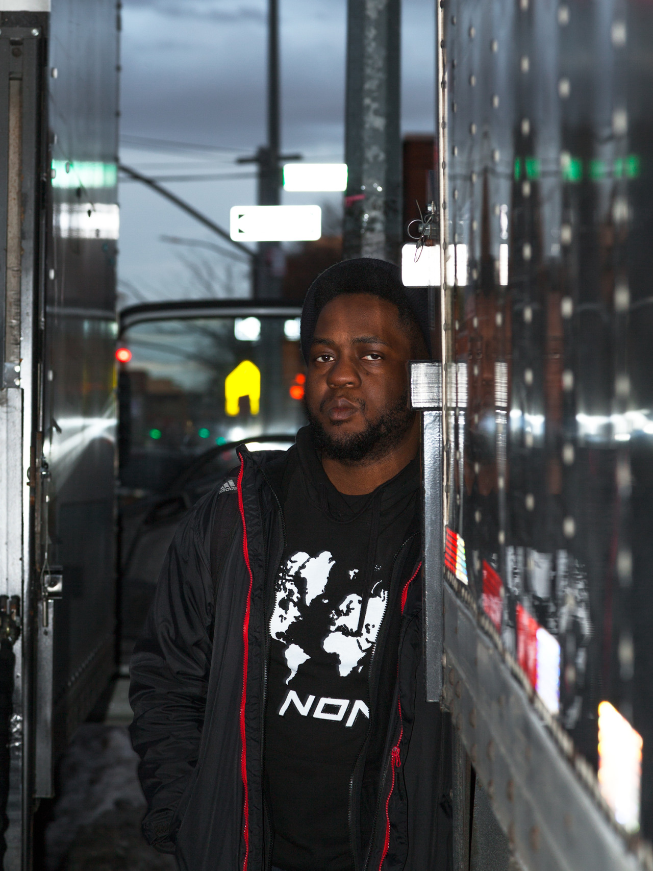 Escucha un extracto del nuevo sencillo de Chino Amobi