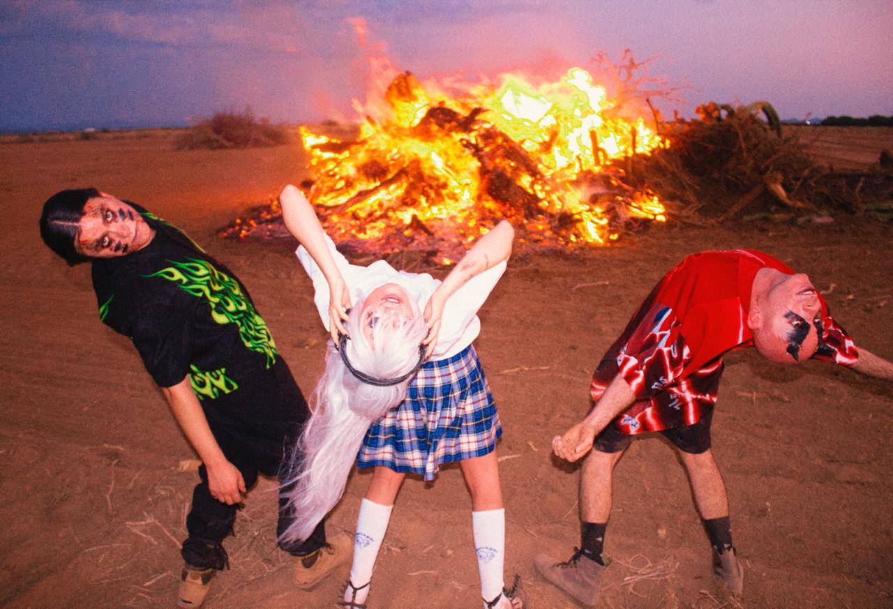 Meth Math : rave post apocalíptico, deconstruido por música latina ...