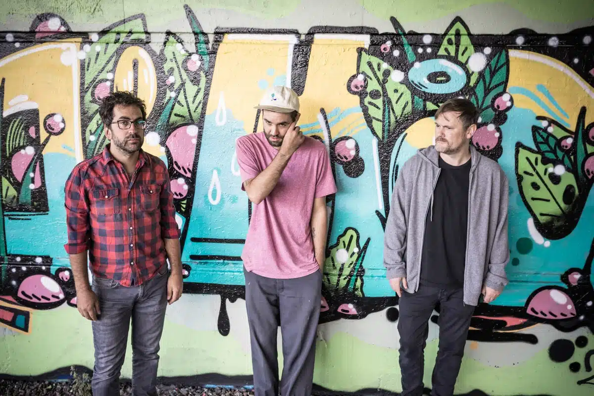 Beak: Redefiniendo los límites de la música mediante su exploración ...