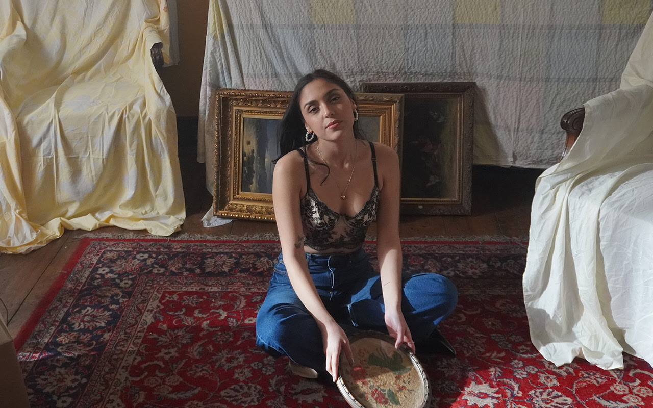 Soltar y avanzar tras la desilusión: Sofía Correa estrena “todo lo que tengo” - Digger.mx